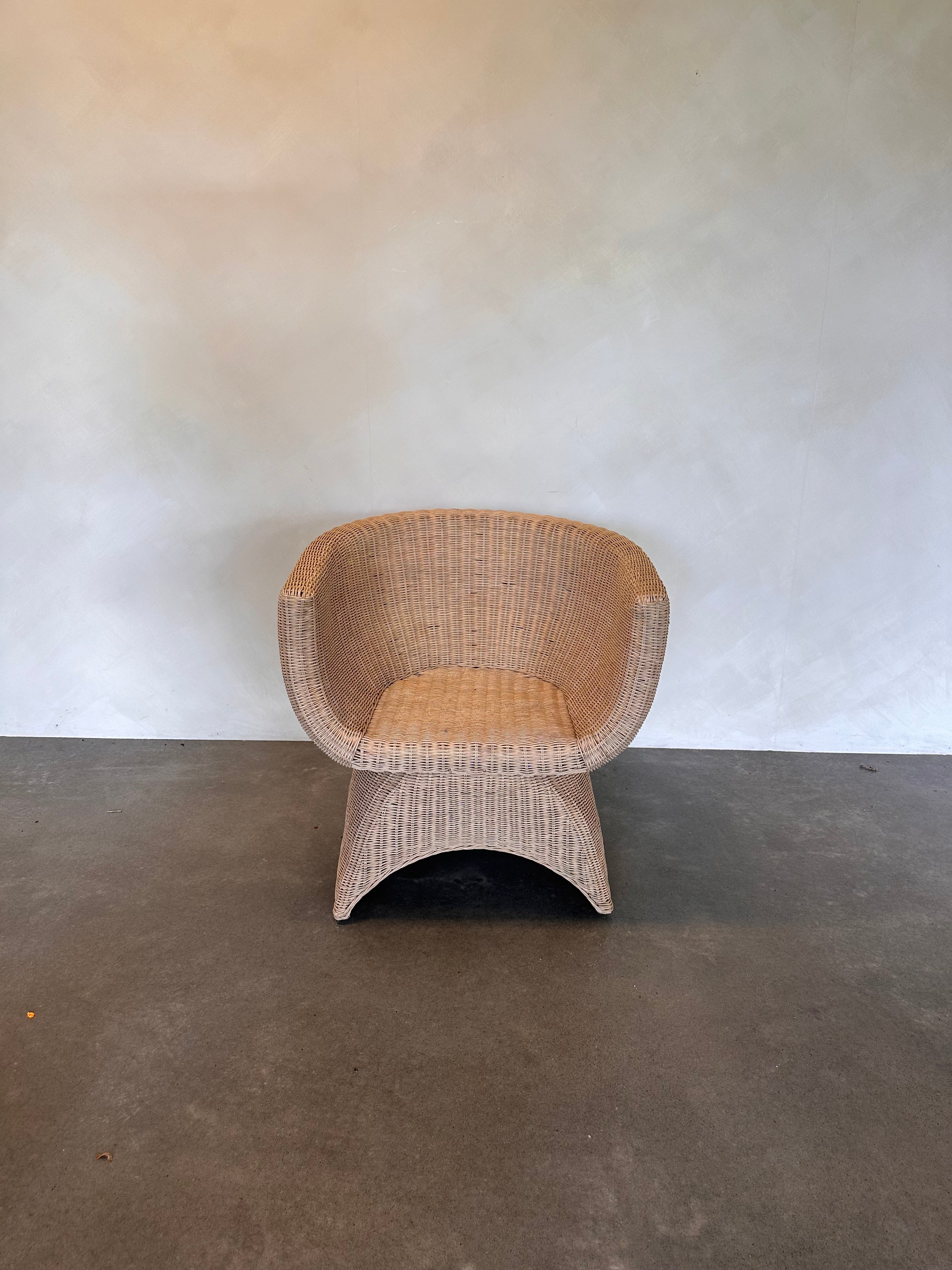 Swivel rattan chair (preorder only. Please email) – Byron Bay Hanging ...